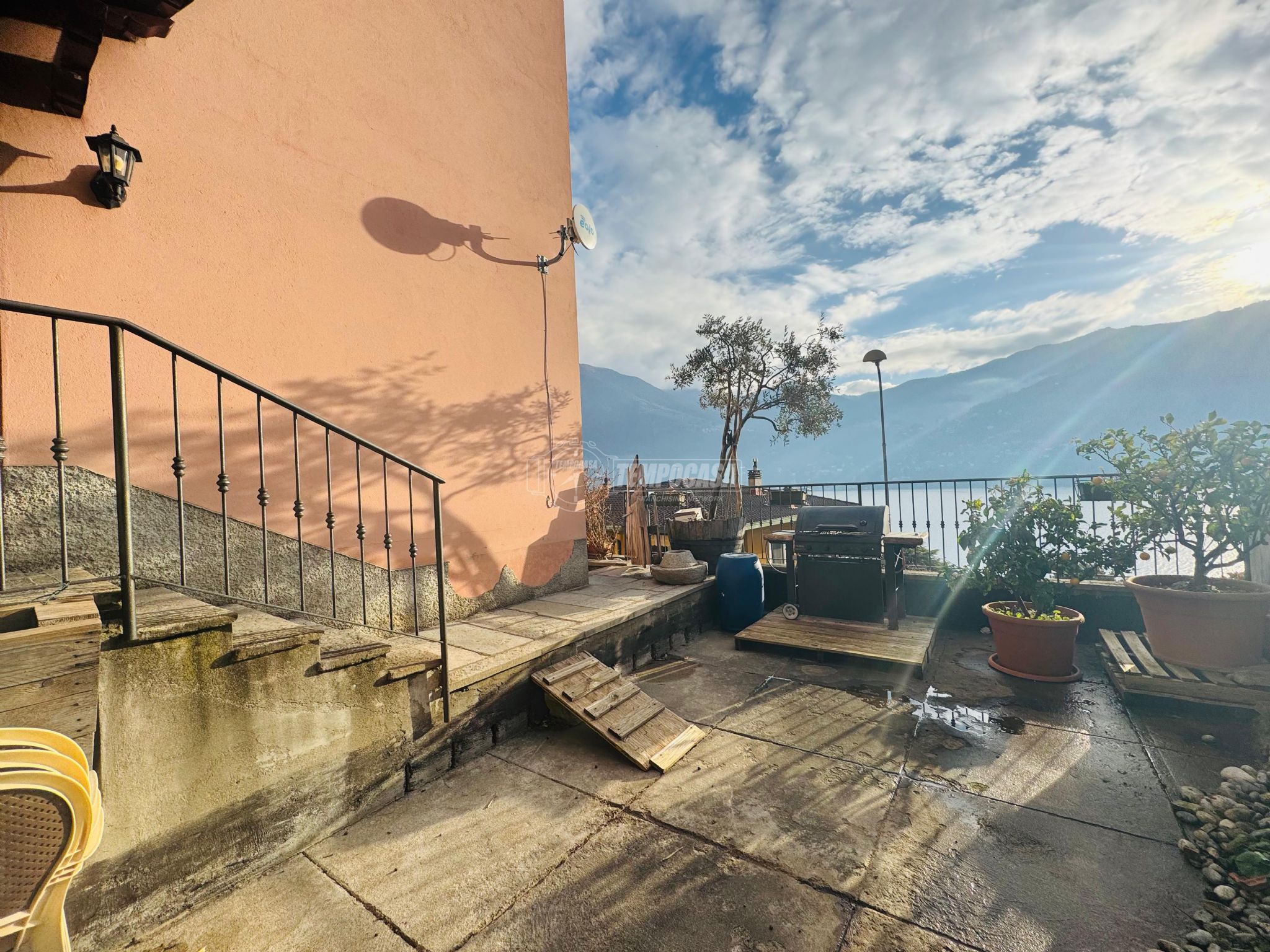 Casa indipendente in Vendita a Carate Urio | Euro 650.000 | Mq 256 ...