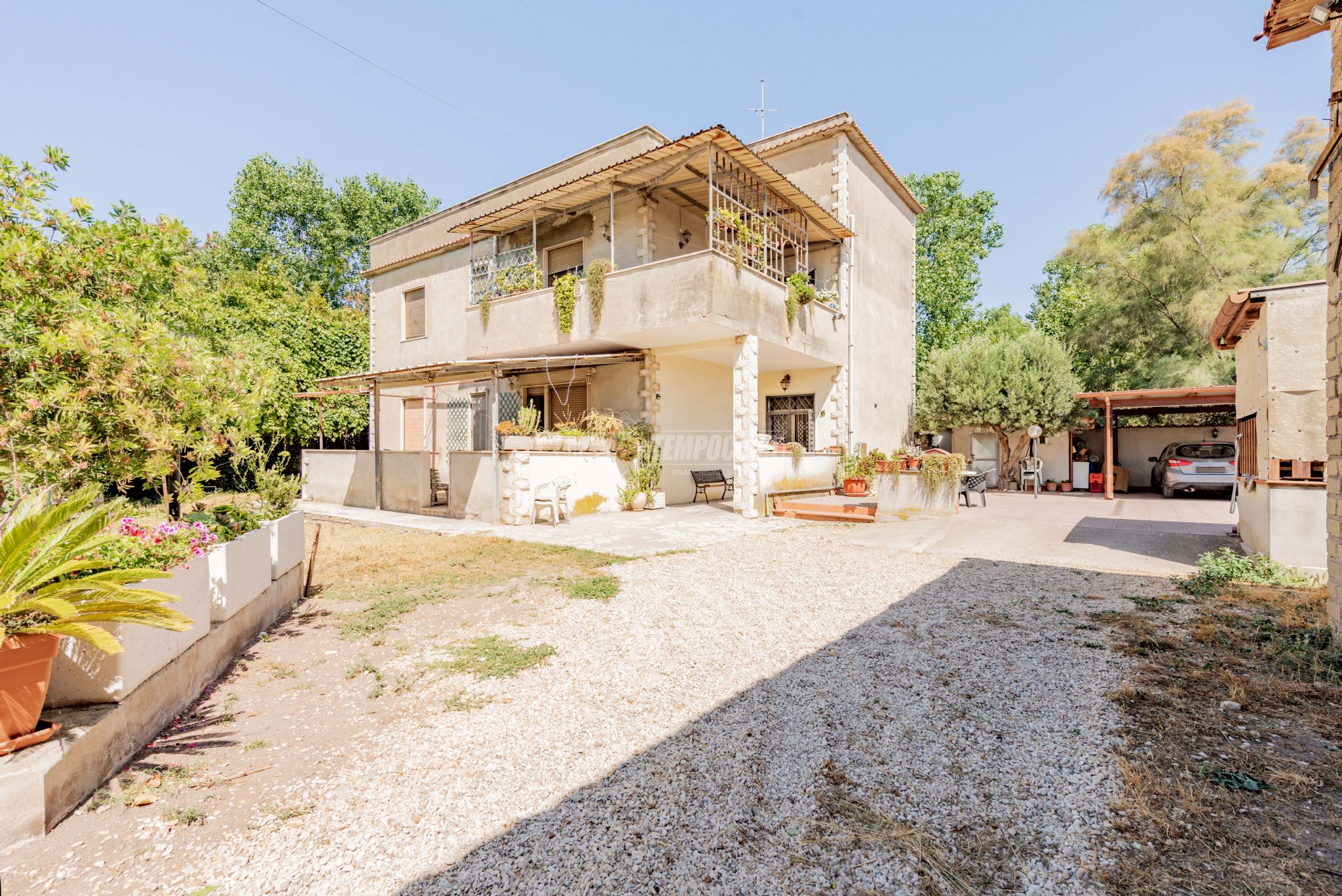 Casa indipendente in Vendita a Fiumicino | Euro 159.000 | Mq 110 ...